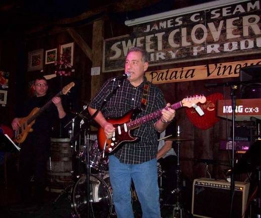 Erol Ogut to launch Palaia Winery’s new Saturday afternoon musical ...