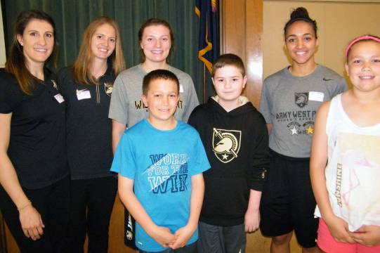 Spreading the love of reading at Pine Tree Elementary